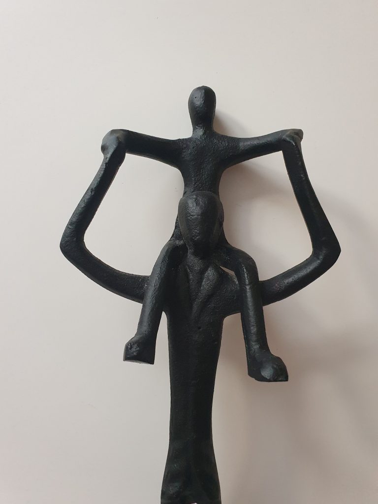 Father & Son – Statue – IntProDesign